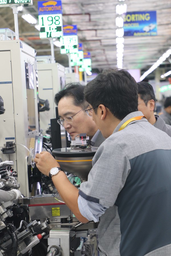 이재용 삼성전자 회장, 필리핀 삼성전기 사업장 방문…“기회 선점이 중요”