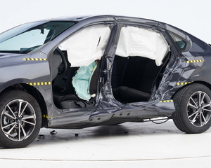 기아차 K3, 美 IIHS 신규측면충돌테스트에서 최악 P등급 받아...안전불감증?